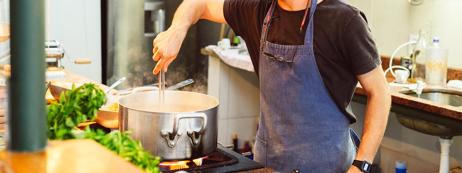 Restaurant & Food Premises Requirements - Inspections & Food Handlers